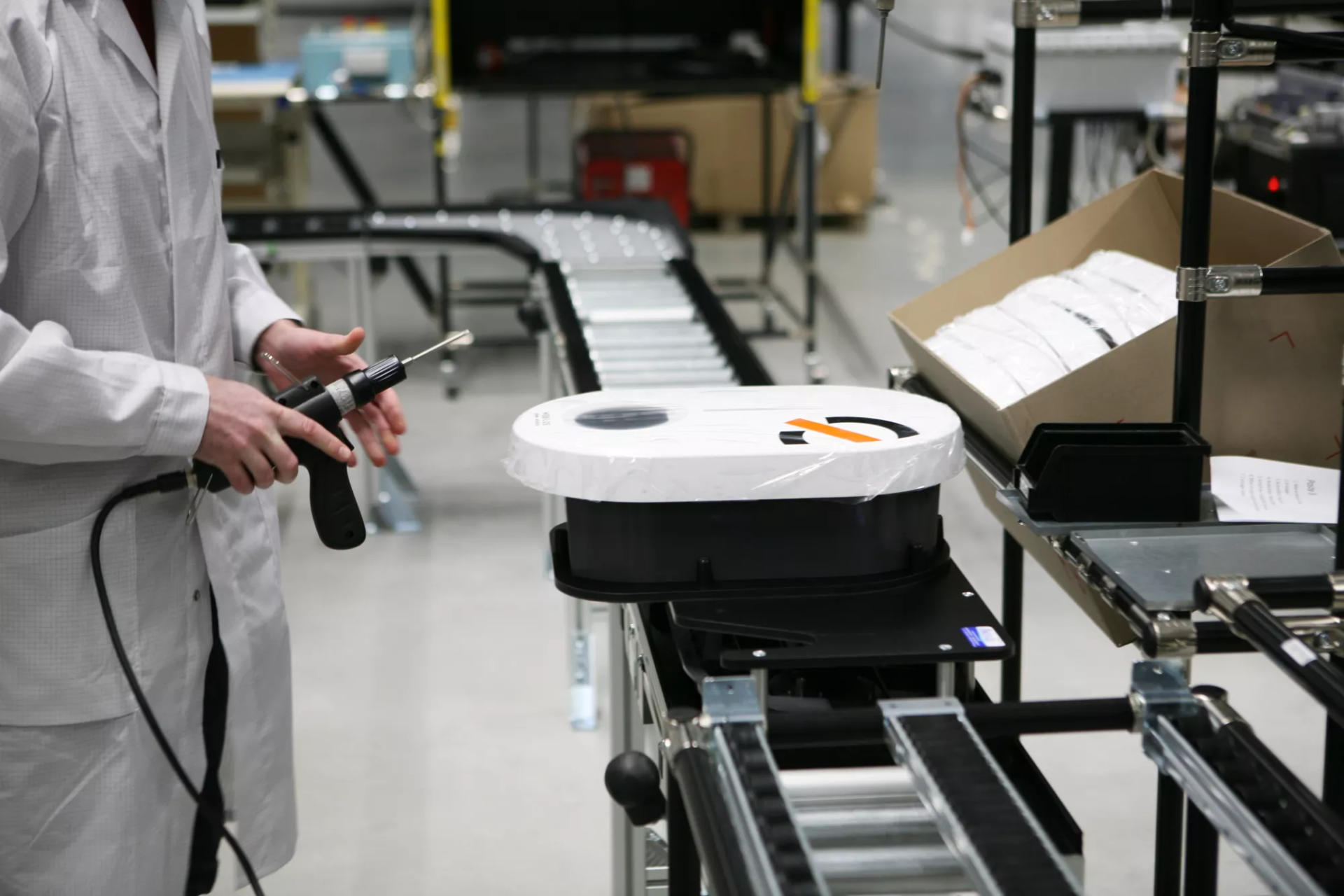 Mobilize PowerBox : une borne de recharge fabriquée en France par ...